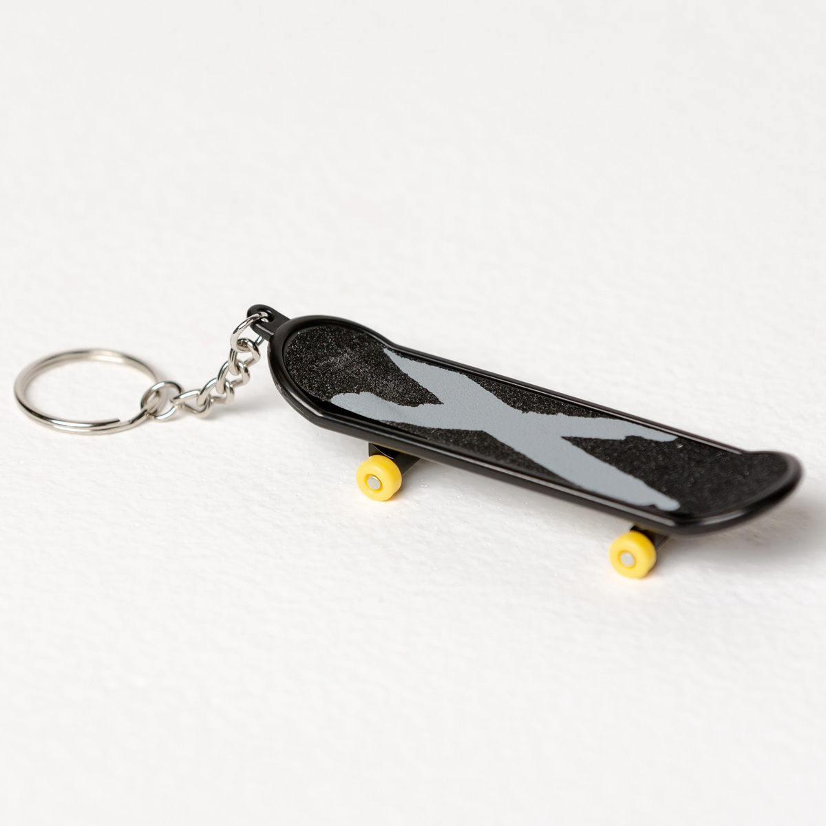 THE SKATERS KEYCHAIN | XDubai Shop